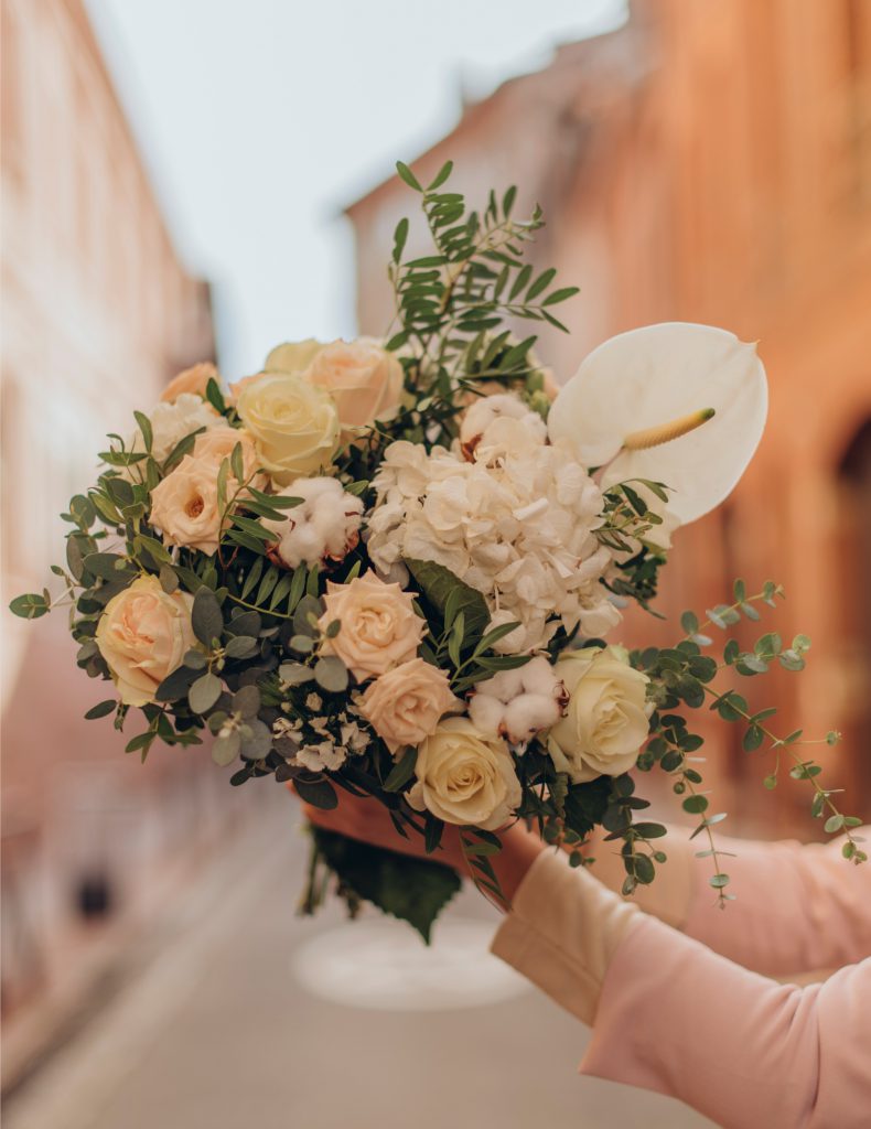 Bouquet Fleurs beiges "Ivoire", Fleurs fraîches | Monsieur Flower