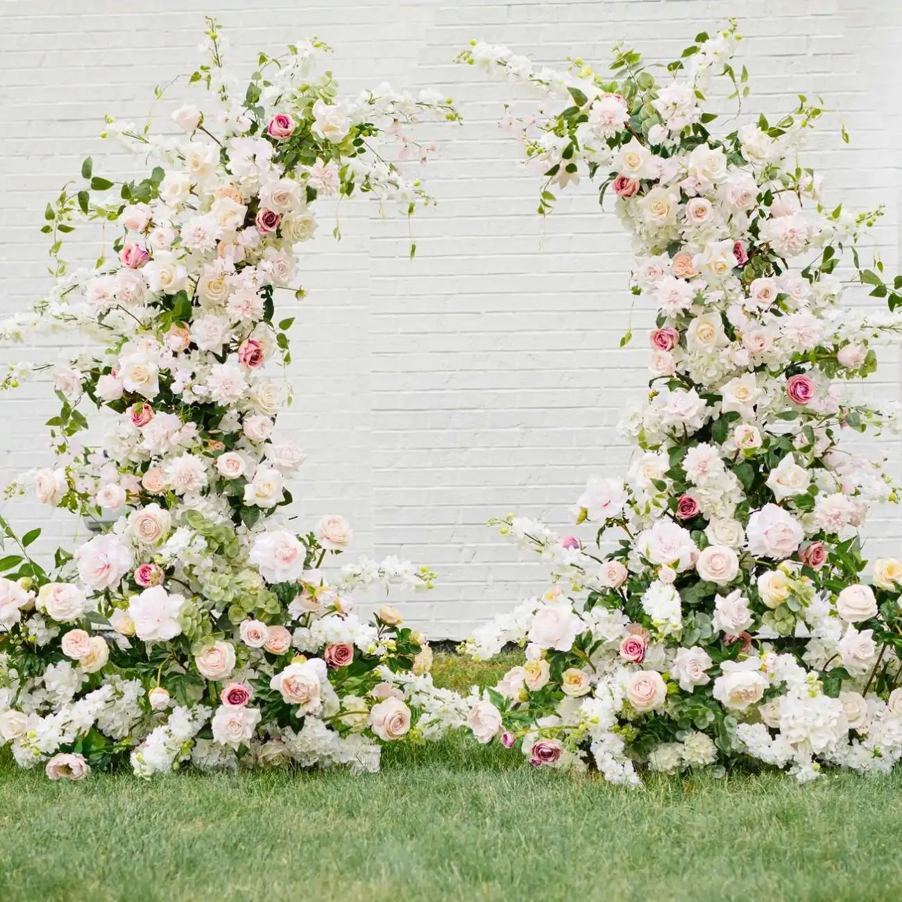 Arche de mariage fleurie "Éclat de Rose" | Monsieur Flower