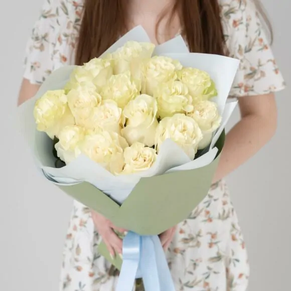 Panier roses rouge, bouquet de roses "Marthe Guillain" | Monsieur Flower